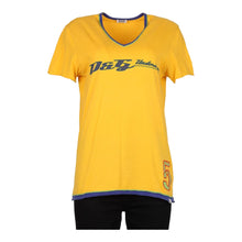 All Vintage Women's Tops & T's – Thrifted.com